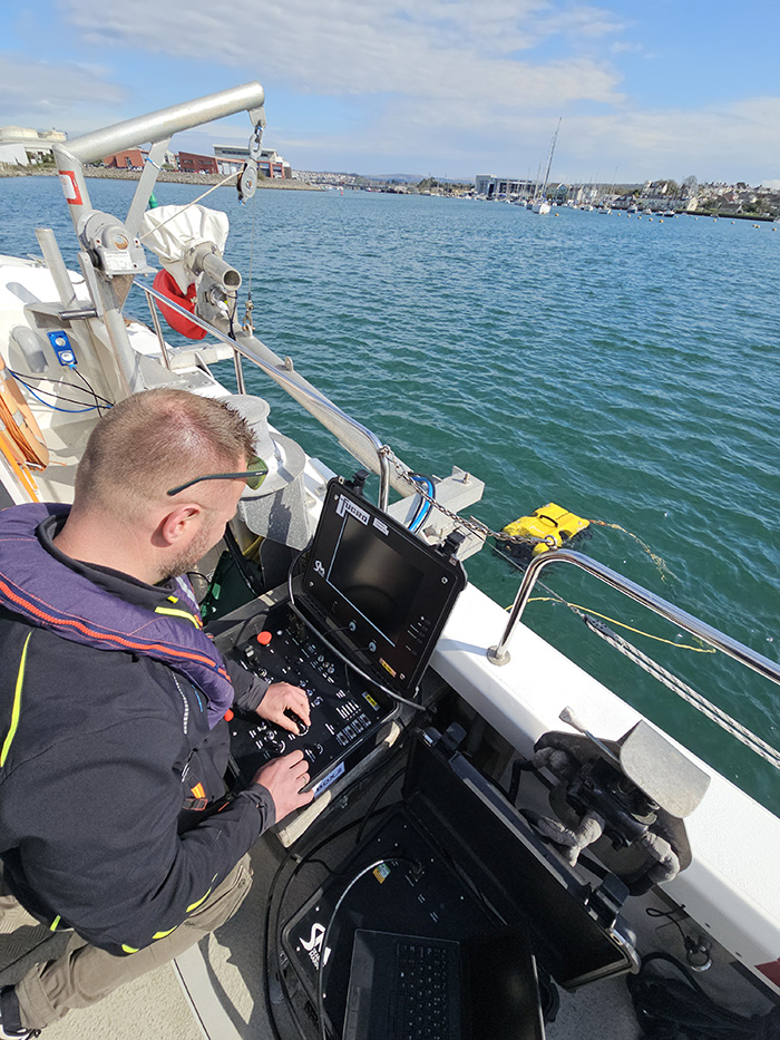 ROV First | Onder water. Onder controle.