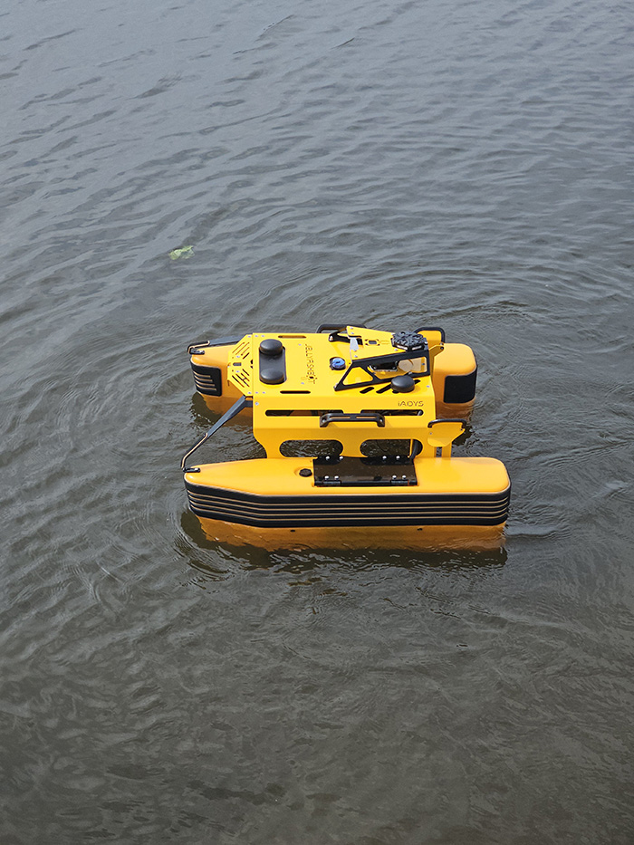ROV First | Onder water. Onder controle.